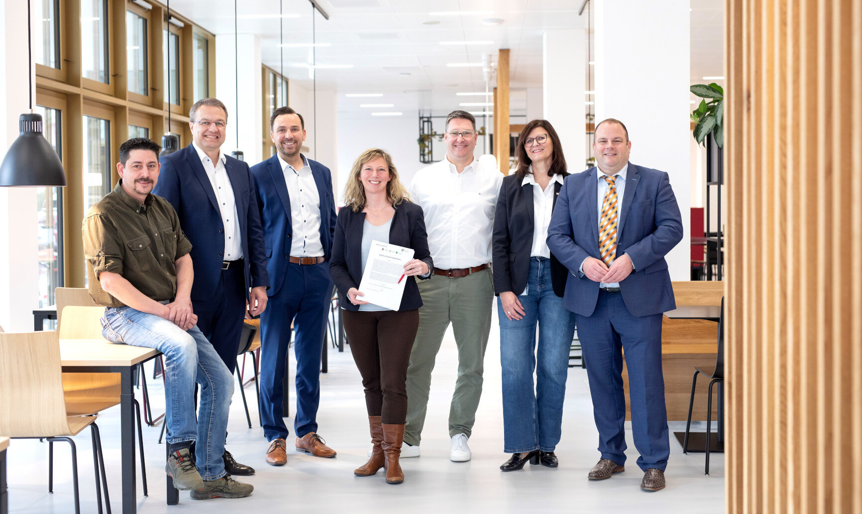 Aus Neue Energie Neuhofen wird Neue Energie Rheinauen